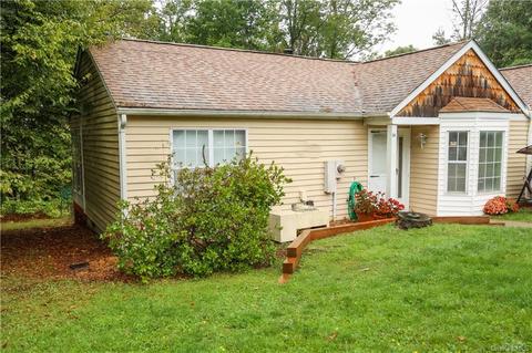 58 Hidden Ridge Ter, Thompson, NY 12701 | 26 Photos | MLS #6208540 - Movoto