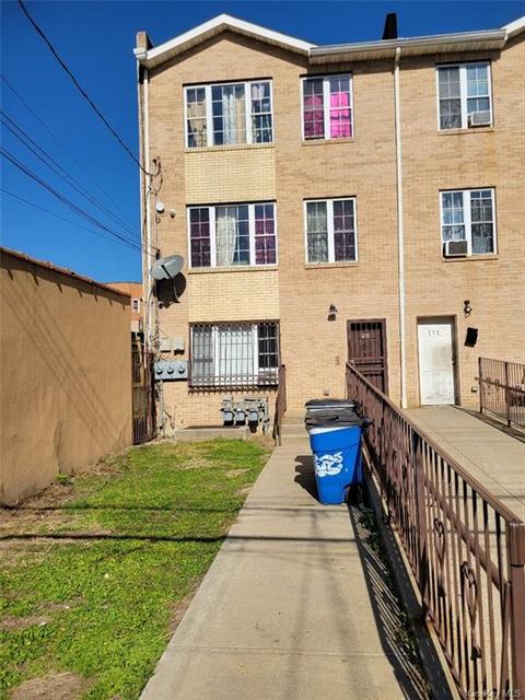 713 E 219th St, Bronx, NY 10467 | 7 Photos | MLS #6218036 - Movoto
