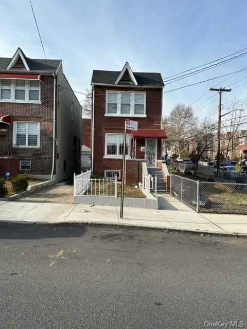 4119 Paulding Ave, Bronx, NY 10466 - Movoto.com