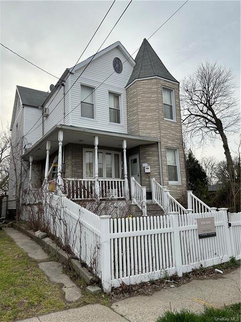 1347 Balcom Ave, Bronx, NY 10461 | 2 Photos | MLS #6242048 - Movoto