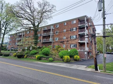 Condo/Townhouse Homes for Sale in New Rochelle NY