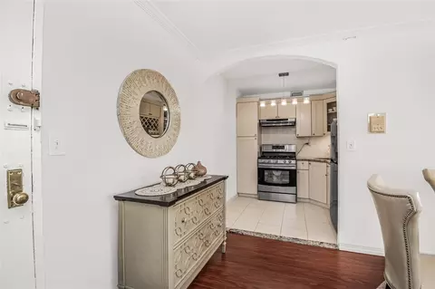 3121 Middletown Rd #12C, New York, NY 10461 - Movoto