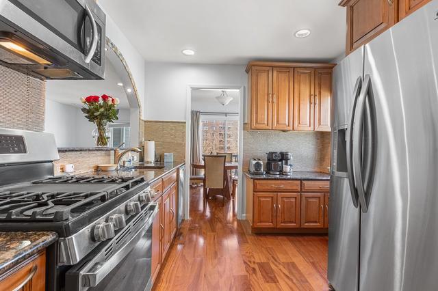 Mount Kisco, NY Homes with Pool For Sale - Movoto