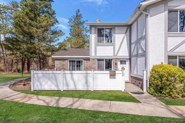 596 Blue Ridge Dr, Medford, NY 11763 | MLS# 849567 | 49 Photos - Movoto