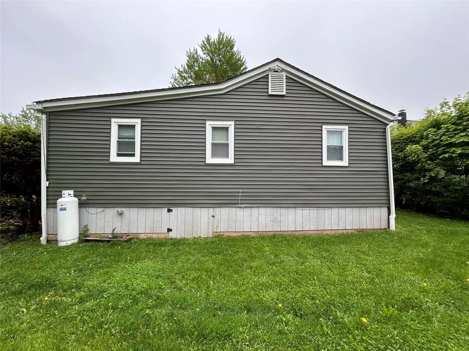 11 Caryl Rd, Carmel, NY 10512 | MLS# 855349 | 9 Photos - Movoto