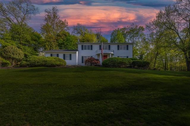 6 Overhill Ln, Clarkstown, NY 10956 | MLS# 857950 | 37 Photos - Movoto