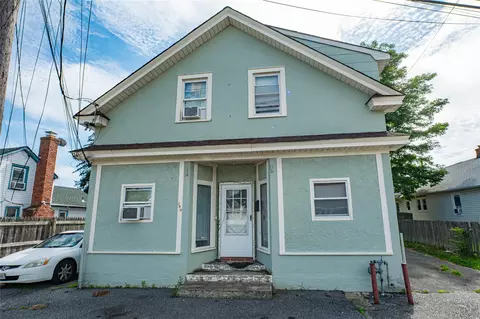 141 Bay Shore Homes For Sale & Bay Shore, NY Real Estate - Movoto