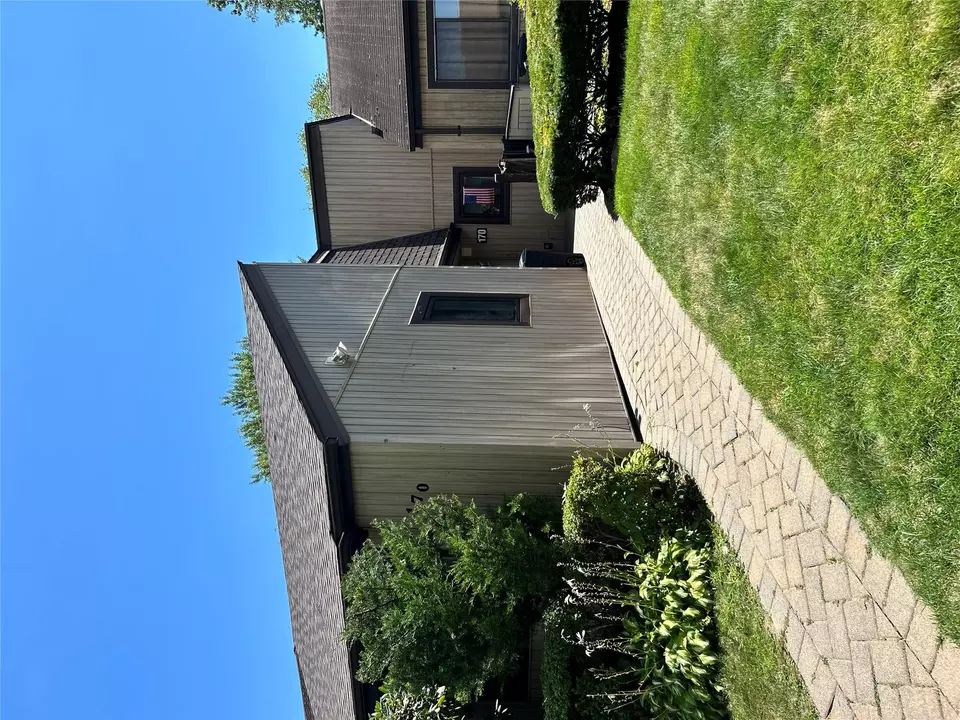 170 Strathmore Gate Dr, Stony Brook, NY 11790 | MLS# 892998 | 2 Photos ...