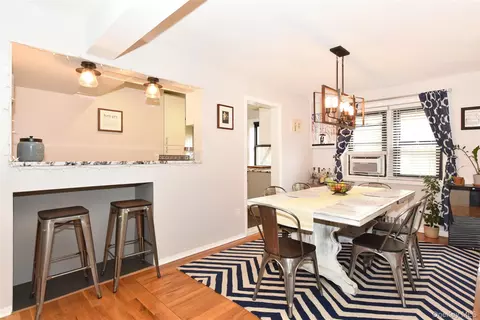 83-83 118th St #2D, New York, NY 11415 | MLS# 897631 | 18 Photos - Movoto