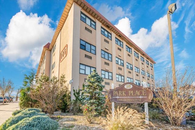 185 W Park Ave #209, Long Beach, NY 11561 | 20 Photos - Movoto