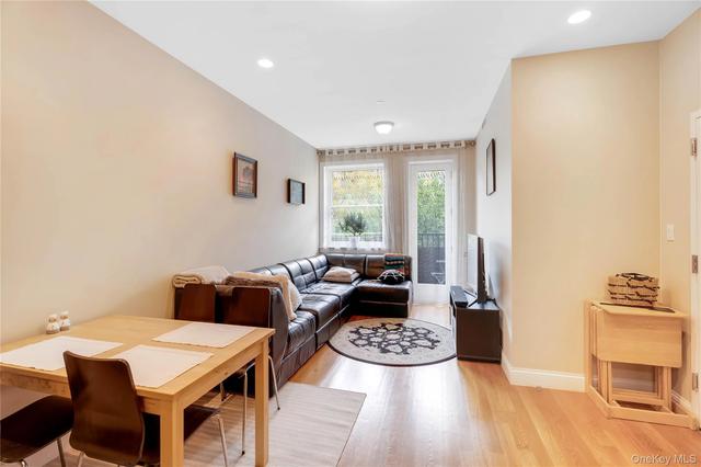 1492 E 12th St #4A, Brooklyn, NY 11230 | MLS# 914171 | 13 Photos - Movoto