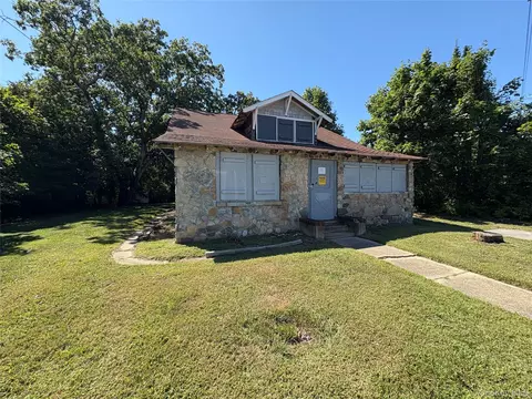 111 Islip Homes For Sale & Islip, NY Real Estate - Movoto