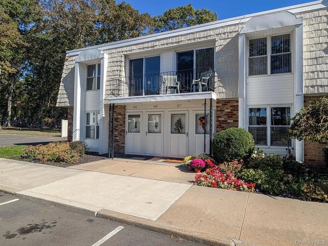 73 Rocky Point Yaphank Rd #106, Rocky Point, NY 11778 | 12 Photos - Movoto
