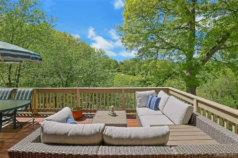 415 Heritage Hls #C, Somers, NY 10589 | MLS# 995787 | 19 Photos - Movoto