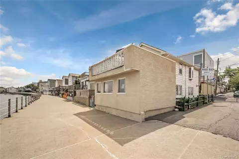 19 Edgewater Park #B, Bronx, NY 10465 - Movoto