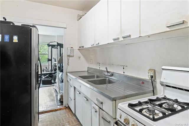 3 Fordham Hill Oval #6H, Bronx, NY 10468 | 10 Photos - Movoto