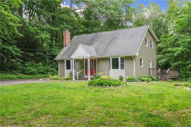 137 Slater Rd, Patterson, NY 12563 | 27 Photos | MLS #H6255800 - Movoto