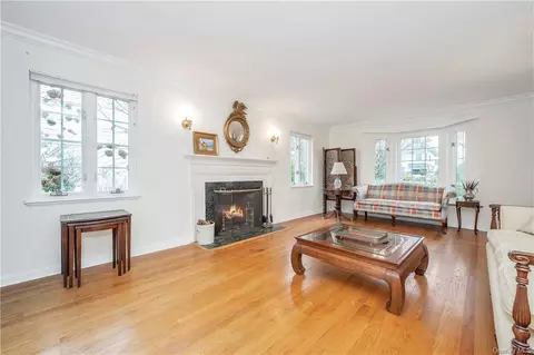 30 Aka 32 Sargent Rd, Scarsdale, NY 10583 | 26 Photos - Movoto