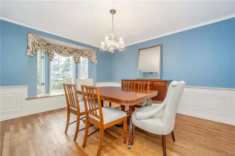 30 Aka 32 Sargent Rd, Scarsdale, NY 10583 | 26 Photos - Movoto