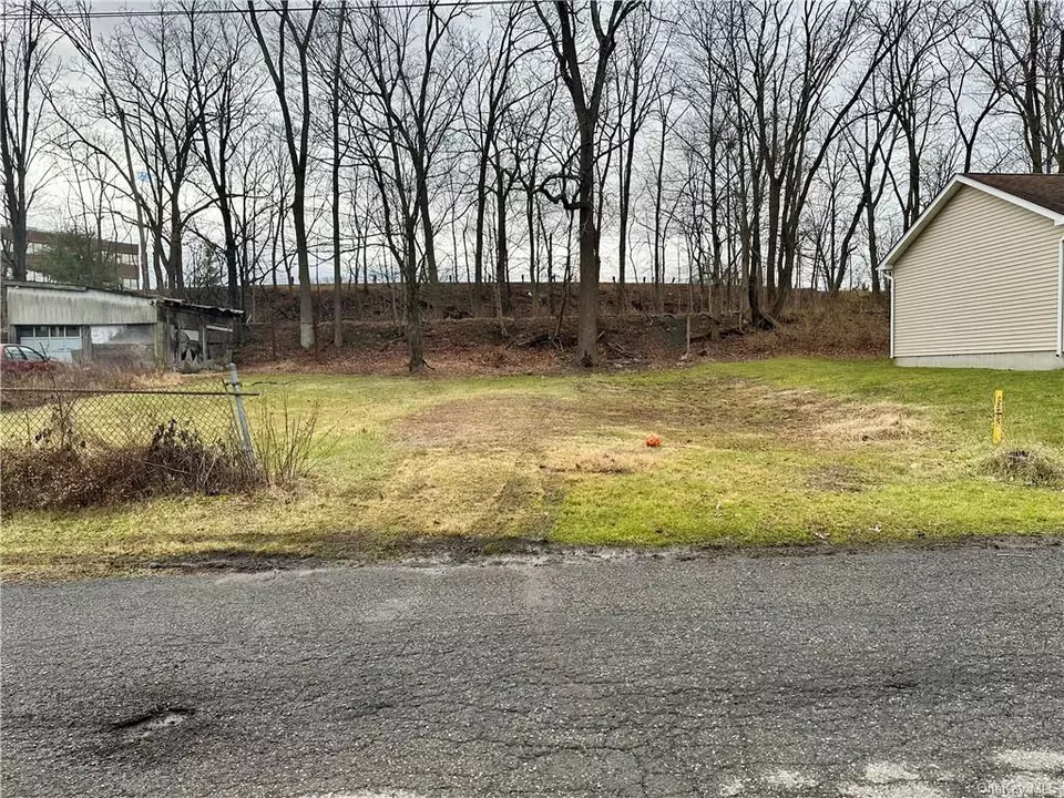 357 W Main St, Goshen, NY 10924 | 17 Photos - Movoto