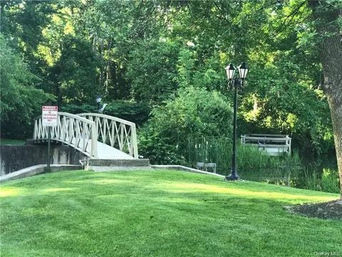 22 Trevor Lake Dr, Clarkstown, NY 10920 | 34 Photos - Movoto