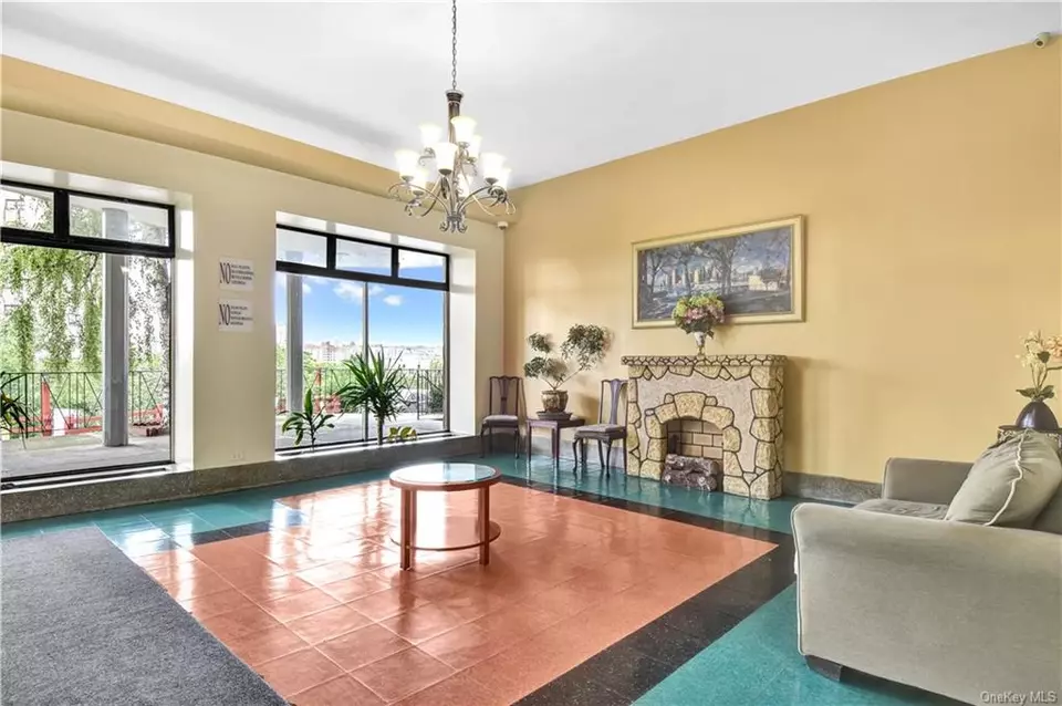 2630 Kingsbridge Ter #3-H, Bronx, NY 10463 | 20 Photos - Movoto