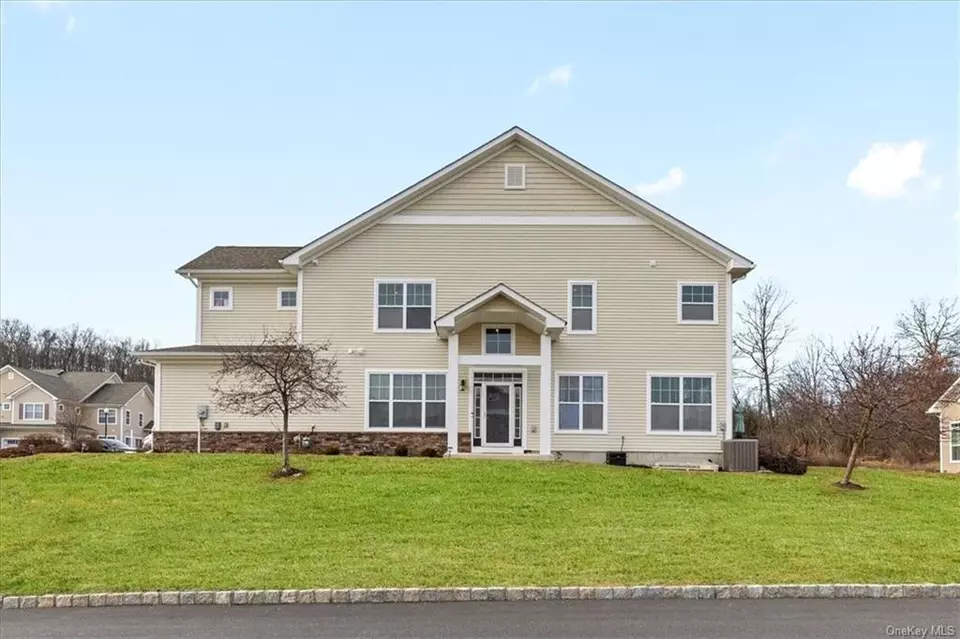 44 Highrose Ridge Way, Middletown, NY 10940 - Movoto