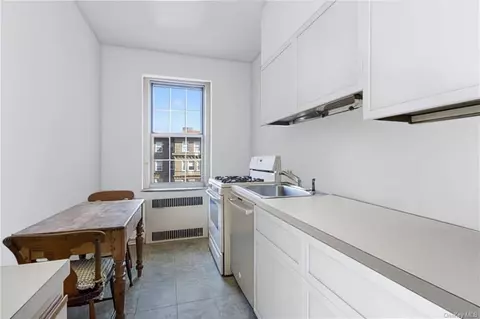 21 N Chatsworth Ave #7C, Larchmont, NY 10538 | 26 Photos - Movoto