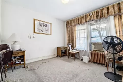 4163 Laconia Ave, Bronx, NY 10466 - Movoto