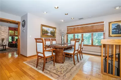 4 Huffman Rd, Clarkstown, NY 10989 | 30 Photos - Movoto