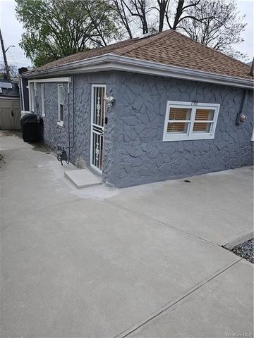 1501 Harding Park, Bronx, NY 10473 | 12 Photos - Movoto