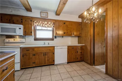 307 Route 17k, Newburgh, NY 12550 | 23 Photos - Movoto