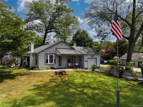 11 Kaplan Way, Highlands, NY 10922 | 15 Photos - Movoto