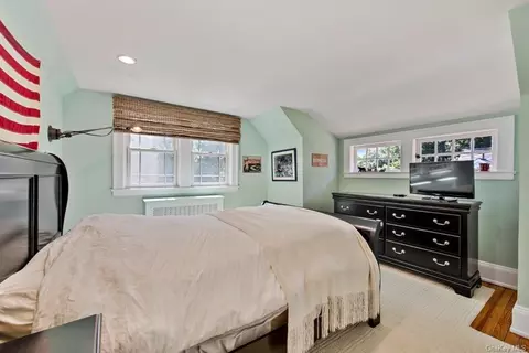 38 Mcintyre St #AKA 32, Bronxville, NY 10708 | 36 Photos - Movoto