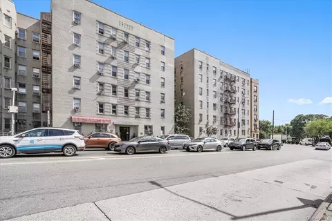 2190 Boston Rd #4E, Bronx, NY 10462 | 21 Photos - Movoto