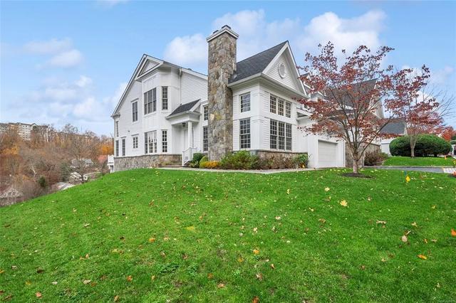 Briarcliff Manor, NY Homes with 3+ Beds For Sale - Movoto