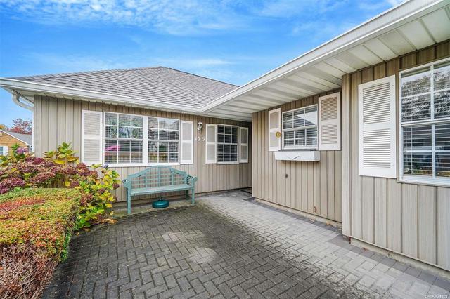 175 Revere Dr #175, Sayville, NY 11782 | 34 Photos - Movoto