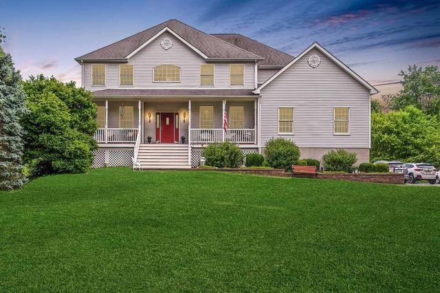 30 Moonlight Dr, Stormville, NY 12582 | 40 Photos - Movoto