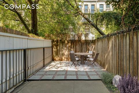 1265 Decatur St #1-R, Brooklyn, NY 11207 | 13 Photos | MLS #OLRS ...