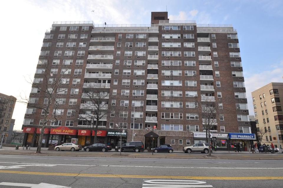 3131 Grand Concourse #2E, Bronx, NY 10468 | 1 photo | MLS #RLMX ...