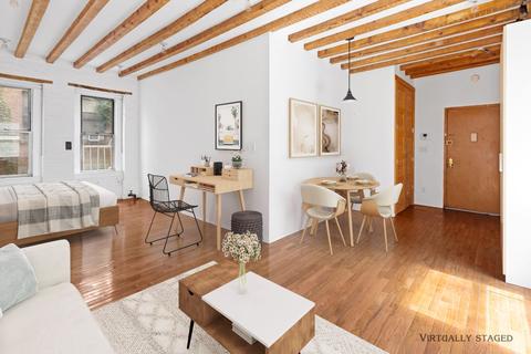317 E 3rd St #4, New York City, NY 10009 | 13 Photos | MLS #RLMX ...