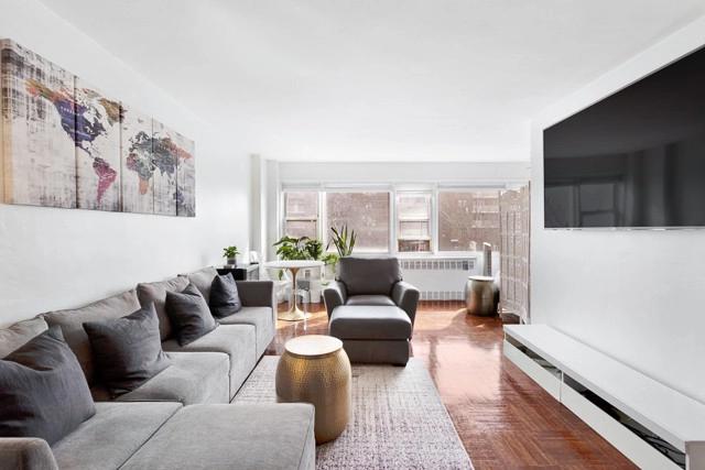 3131 Grand Concourse #2D, Bronx, NY 10468 | 13 Photos - Movoto