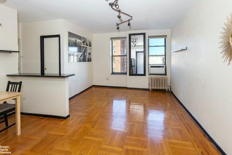 6817 Colonial Rd #3C, Brooklyn, NY 11220 | 7 Photos | MLS #RPLU ...