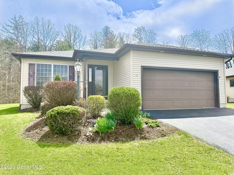 44 Gentry Ln, Queensbury, NY 12804 | 62 Photos - Movoto