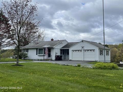 297 Cooksboro Rd, Pittstown, NY 12182 | 43 Photos | MLS #202315901 - Movoto