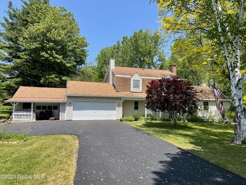 253 Voorhees Rd, Perth, NY 12010 | 28 Photos | MLS #202318203 - Movoto