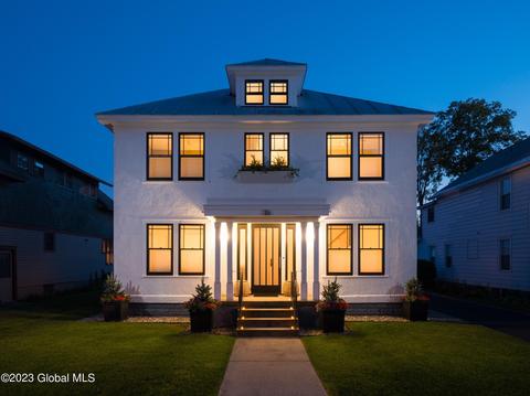 126 Lincoln Ave, Saratoga Springs, NY 12866 | 39 Photos | MLS ...