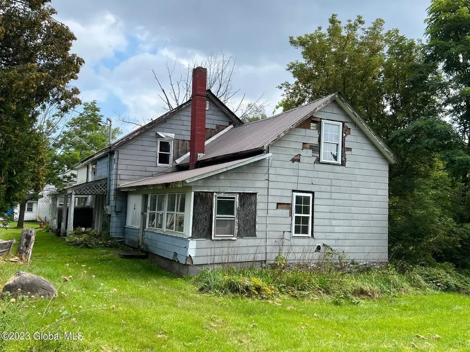 190 Raymond Wright Ave, Mineville, NY 12956 | 10 Photos - Movoto