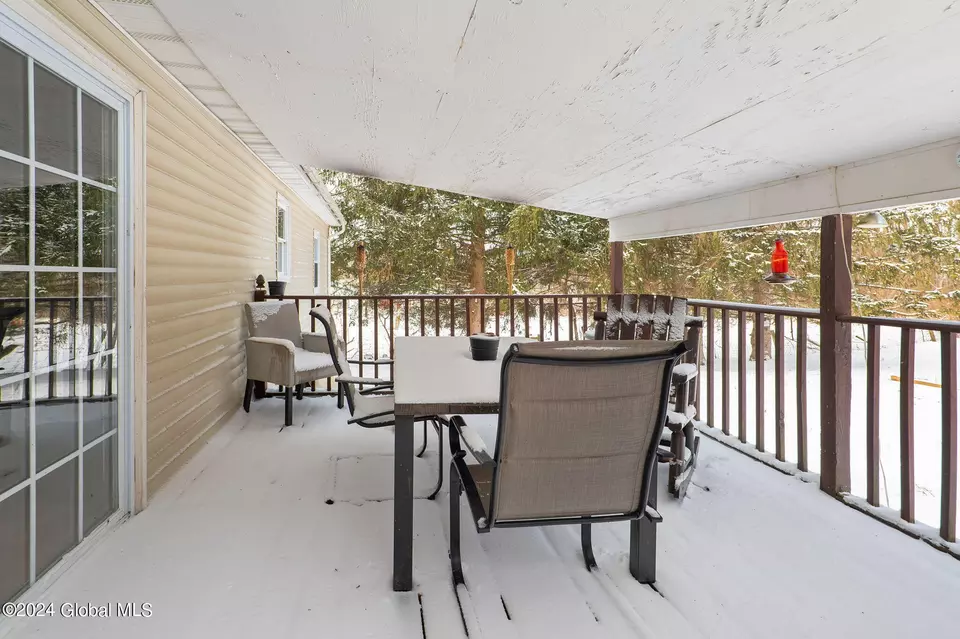 293 Highway Route 20, Sharon Springs, NY 13459 | 28 Photos - Movoto