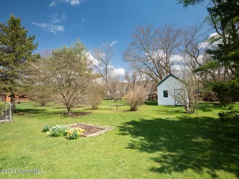 20370 Ny-22, Petersburgh, NY 12138 | 36 Photos - Movoto